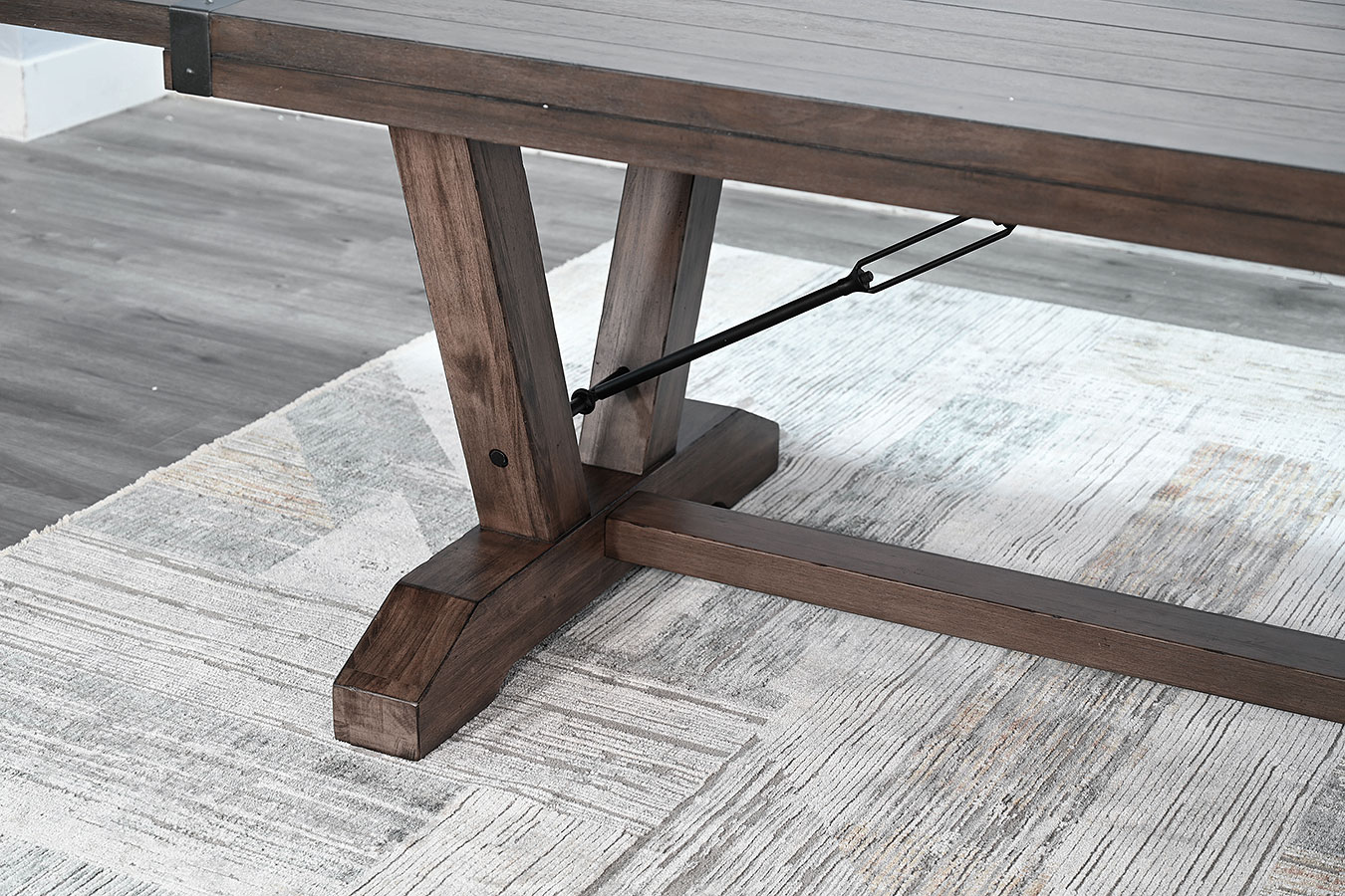 Doe Valley Extension Dining Table W/ Folding Leaves Sunny Designs ...