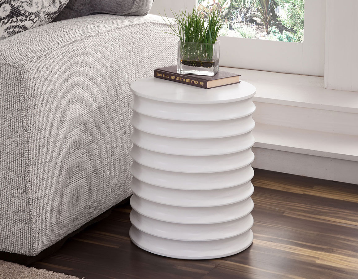 Griffin Side Table Steve Silver Furniture | Furniture Cart