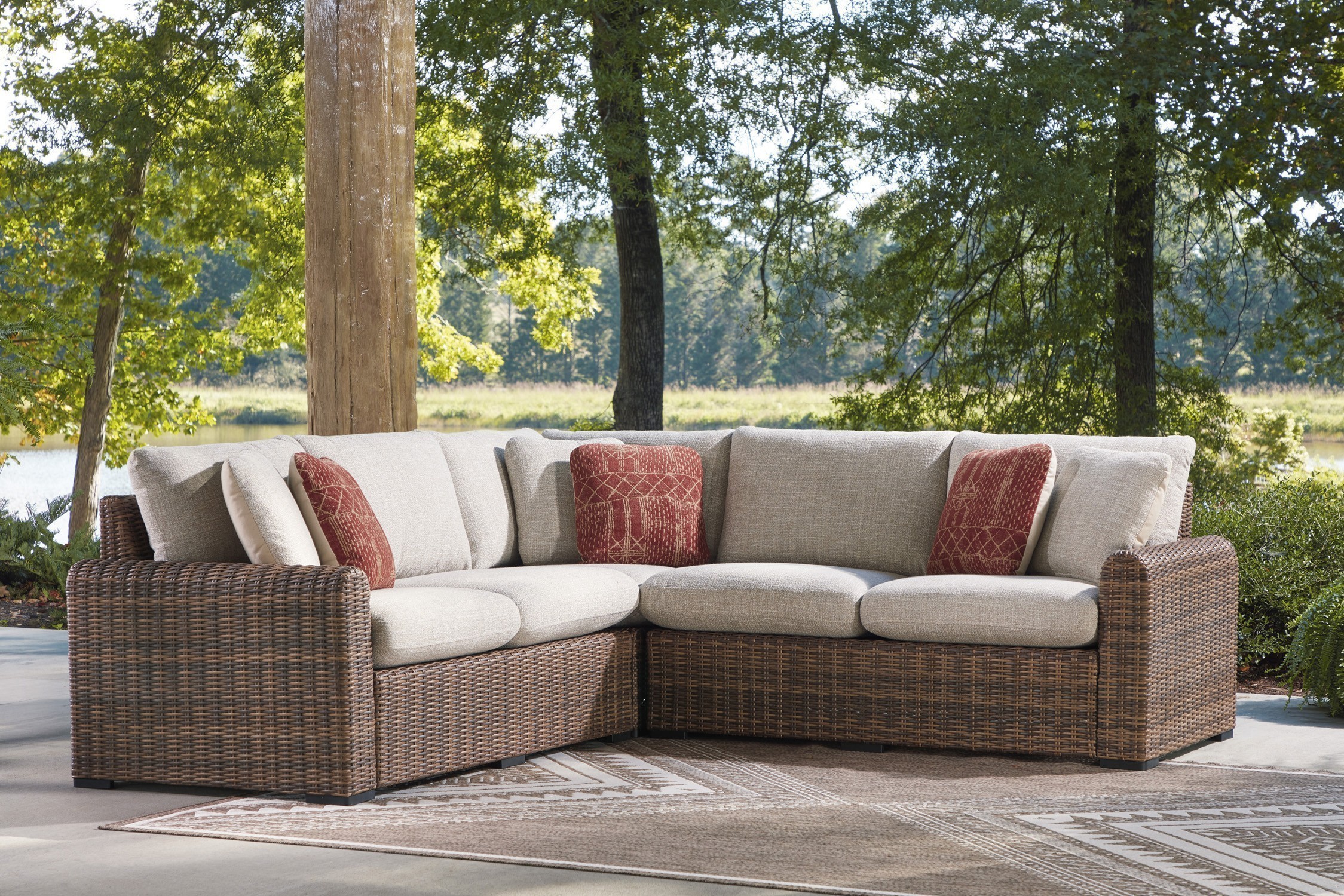 Angel Island 3-Piece Outdoor Sectional Signature Design | Furniture Cart