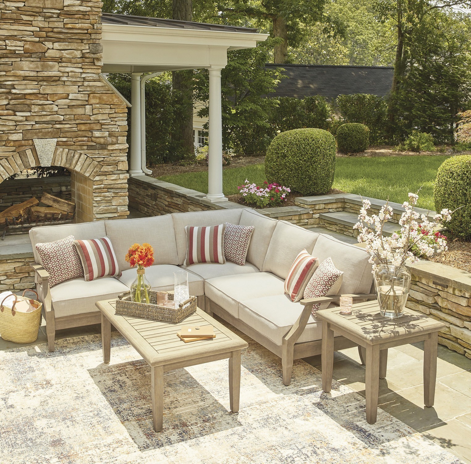 Clare View 3-Piece Outdoor Sectional Signature Design | Furniture Cart