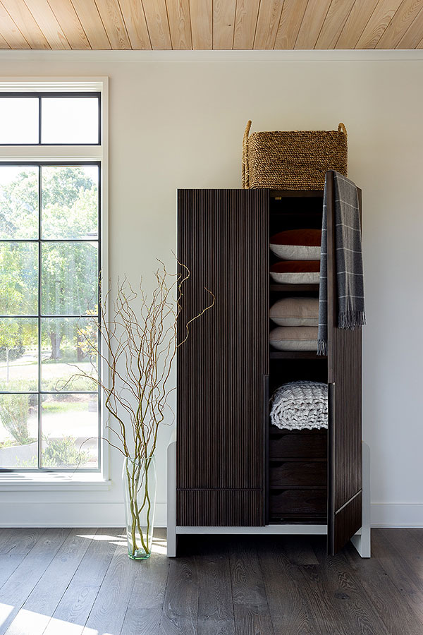 Erinn V X Universal Shasta Wardrobe Universal Furniture | Furniture Cart